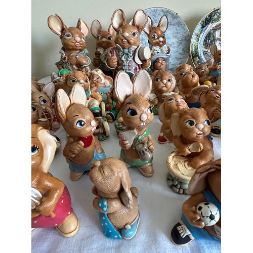 A large collection of Pendelfin figures to include Aunt Ruby, Uncle ...