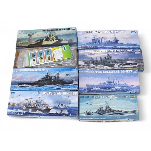Seven boxed Trumpeter scale United States Navy Warship plastic model ...