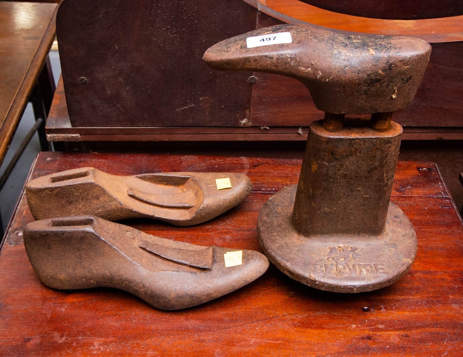 ANTIQUE CAST IRON COBBLER FOOT FORM MOULDS