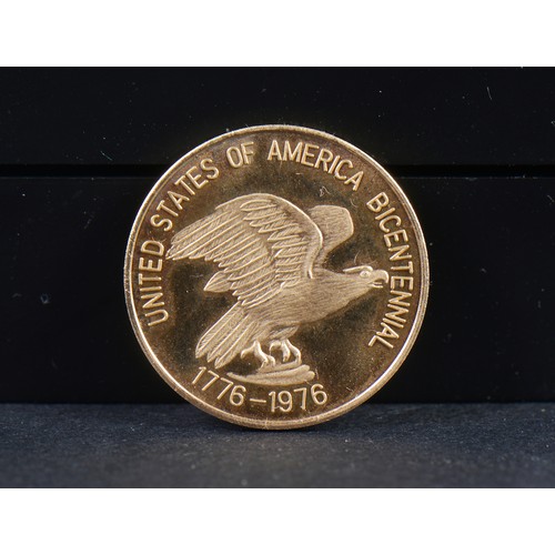 A First President George Washington .500 Gold Coin 1776/1976 in Case.