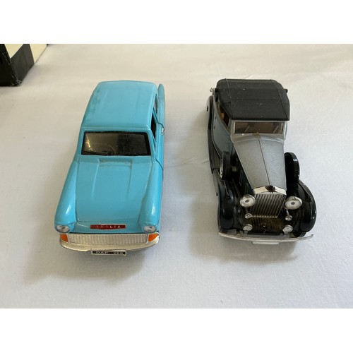 A Boxed Country Artists Speed Freaks Wee One, a Boxed Vanguards Ford ...