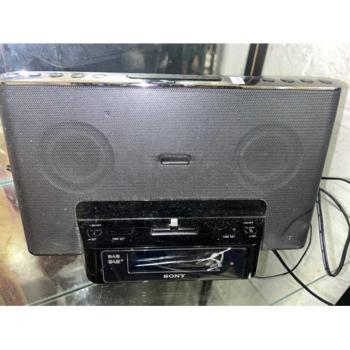 SONY PERSONAL AUDIO SYSTEM XDR-DS16iPN DREAM MACHINE (A/F)