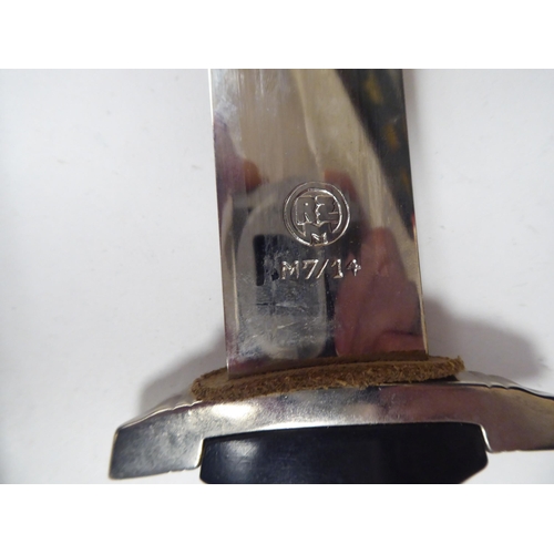 Miscellaneous military related memorabilia, some copies: to include a ...