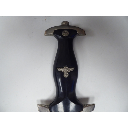 Miscellaneous military related memorabilia, some copies: to include a ...