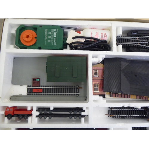 A Lima 00 gauge model railway train set boxed