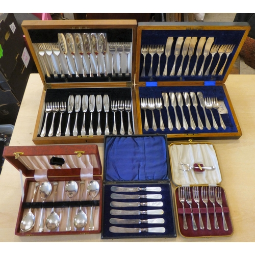 Silver plate and EPNS flatware: to include an HB&H twenty-four piece ...