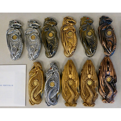Twelve Knightstone collectable penknives
