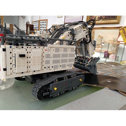 Lego Technic Liebherr excavator set model 42100