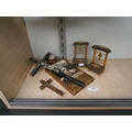 Lot inc crucifixes, Religious key holder and Religious thrones