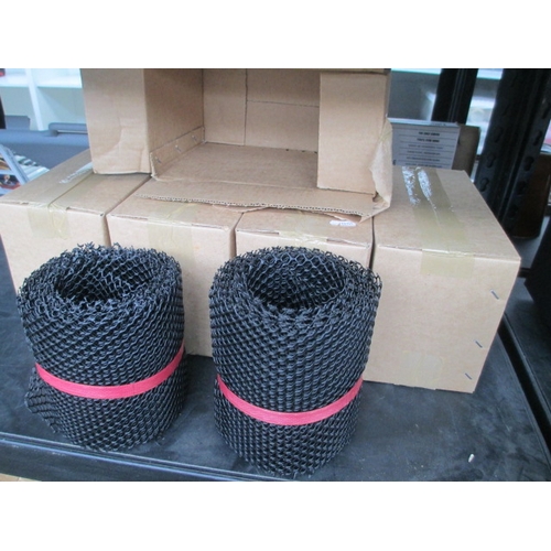Five boxes of plastic mesh