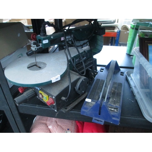 Parkside scroll saw and Wickes tile cutter, Scroll saw working