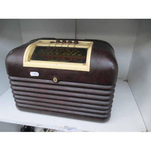 Vintage Bakelite radio
