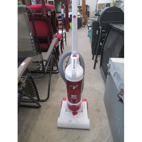 Hoover Smart 1800W powers up