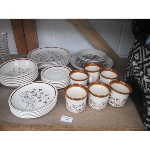Collection of Biltons tableware