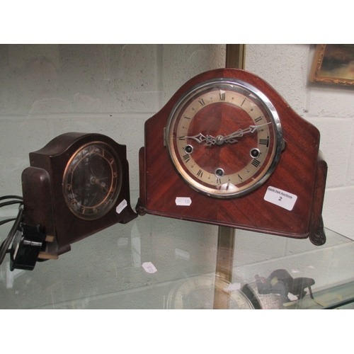 Two assorted vintage mantle clocks