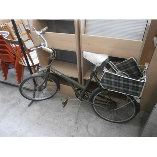 Vintage Raleigh Twenty bike
