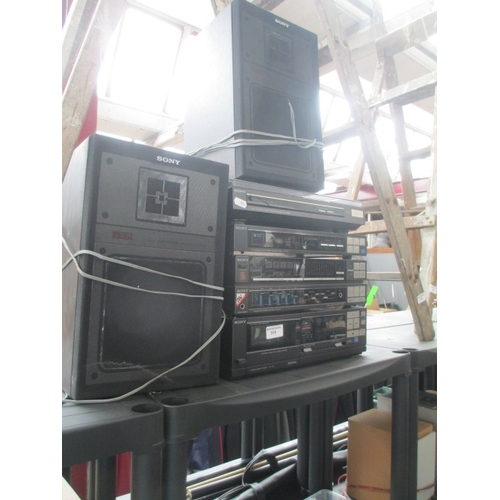 Sony Hi-Fi system with speakers