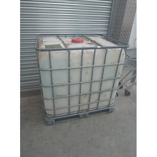 Large water container