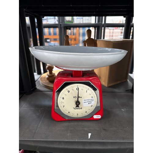 Old Tower kitchen scales
