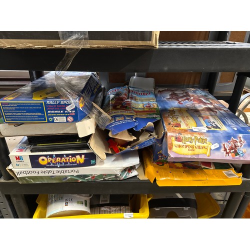 Quantity of toys and games