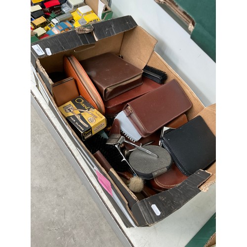 Box of gentlemen's travel sets