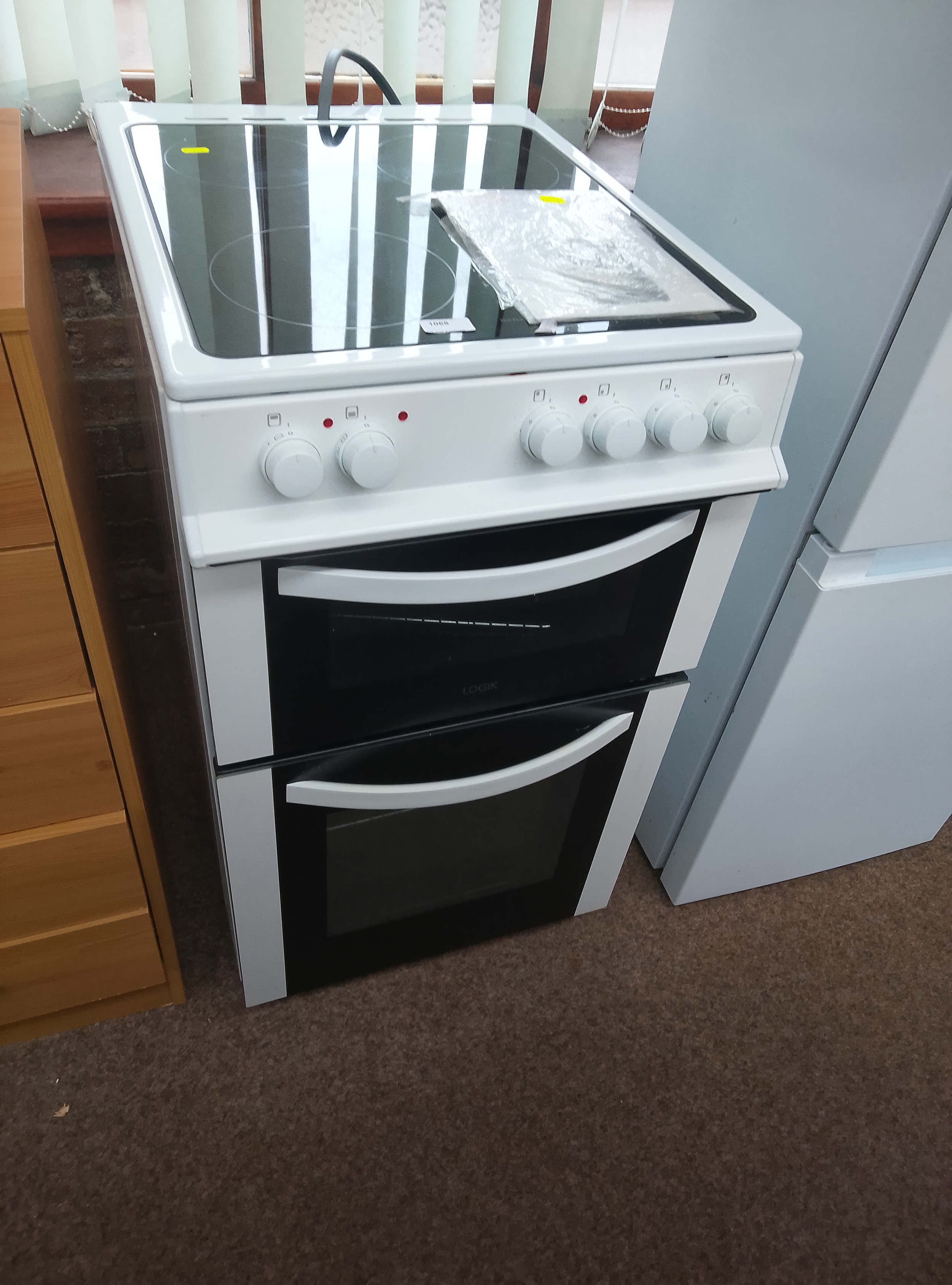 Logik twin cavity electric cooker