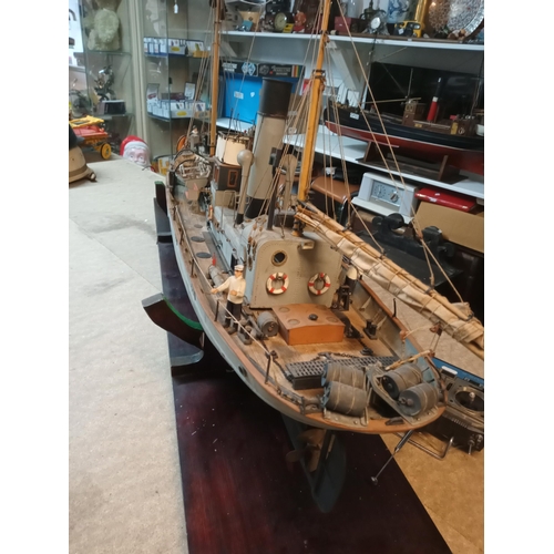 Lovely Remote Control Mine Sweeper with Excellent Detailing with Remote ...