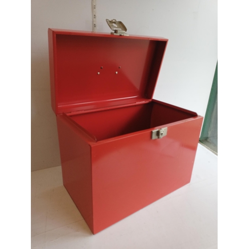 Red Strong Box