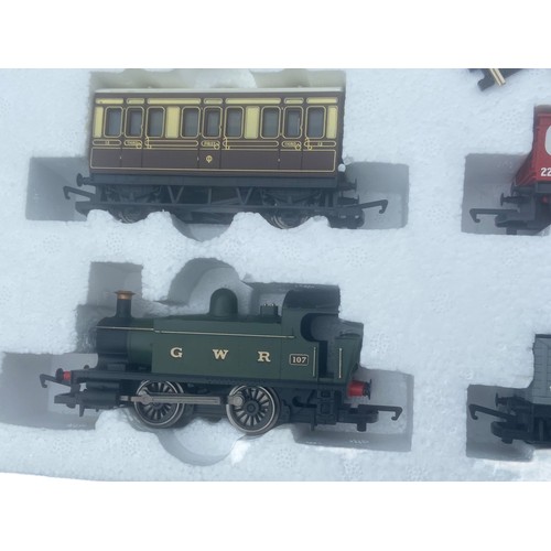 BOXED HORNBY GWR PASSENGER FREIGHT TRAIN