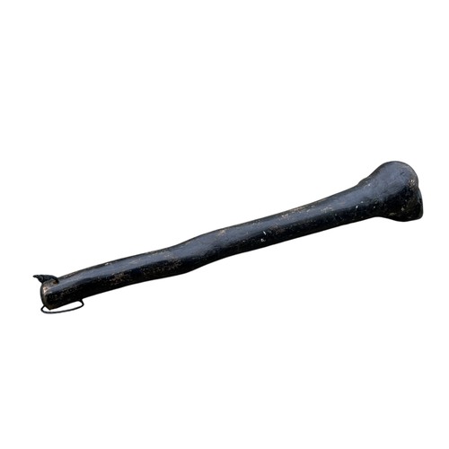 AN ANTIQUE IRISH THROWING CLUB