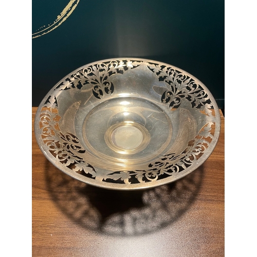 Sterling Silver Bowl Richard Martin & Ebenezer Hall -Martin, Hall & Co ...