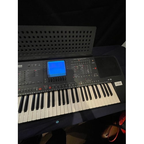 Yamaha PSR -6000 electric keyboard