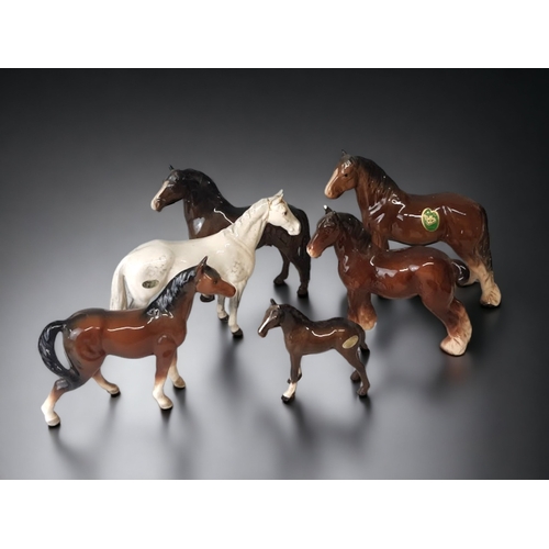 A COLLECTION OF POTTERY HORSE FIGURES, INCLUDING BESWICK, MELBA WARE ...