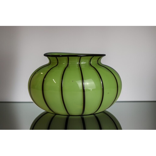 A Loetz Tango glass vase.Circa 1930, designed by Michael Powolny.9.5 x 15cm
