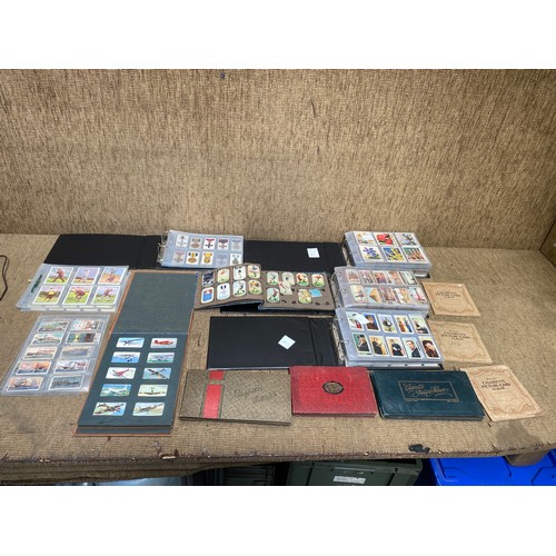 Collection of cigarette cards and cigarette card binders.
