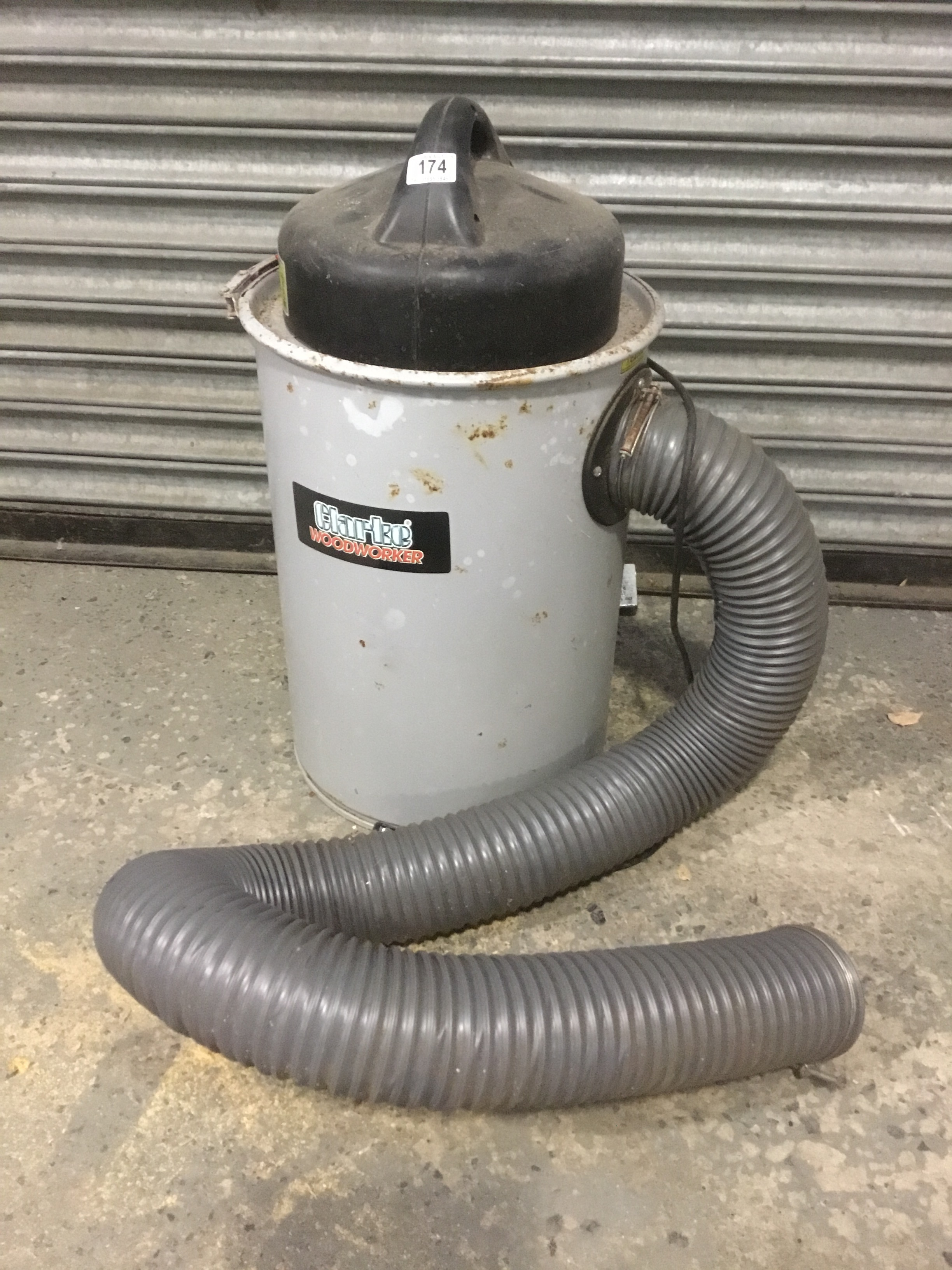 Clarke woodworker industrial extracter model number CDE1000