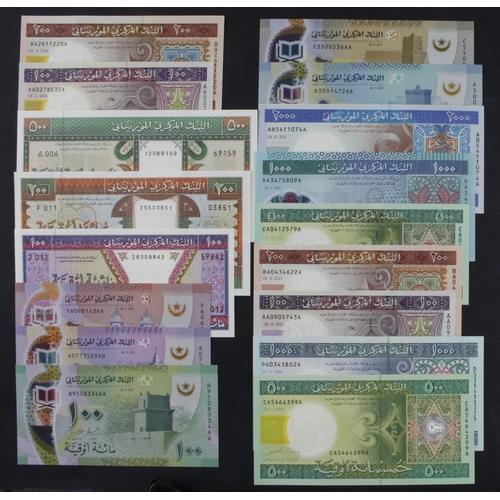 Mauritania (16), a high grade group, 100 Ouguiya, 200 Ouguiya, 500 ...