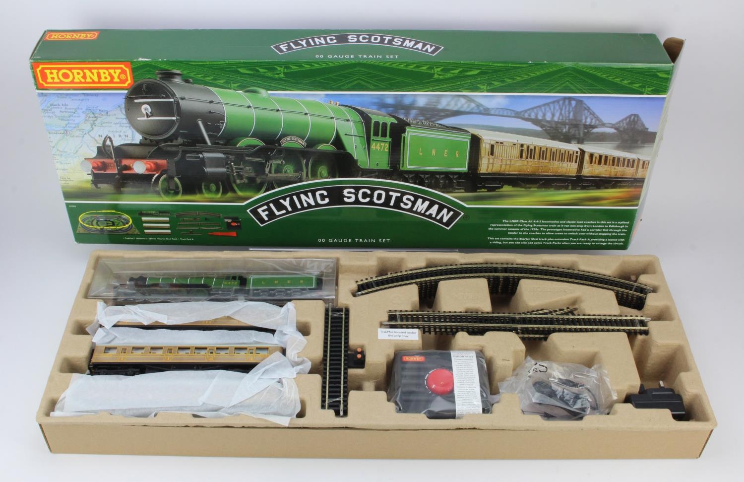 Hornby OO gauge 'Flying Scotsman' train set (R1255), unused ex shop stock, contained in original box