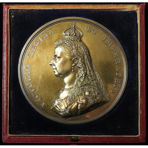 British Commemorative Medal, silver (gilt) d.77mm, 222.29g: Golden ...