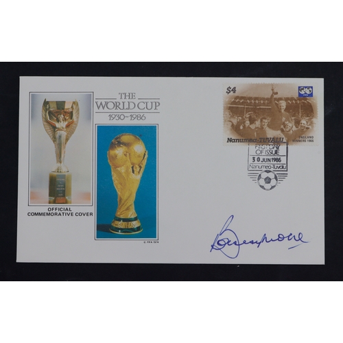 Football Autograph - Bobby Moore hand signed World Cup 1986 Official ...