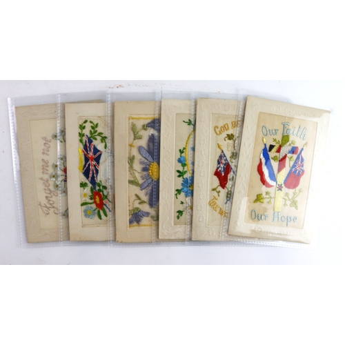 WW1 collection of silk post cards some regimental examples.