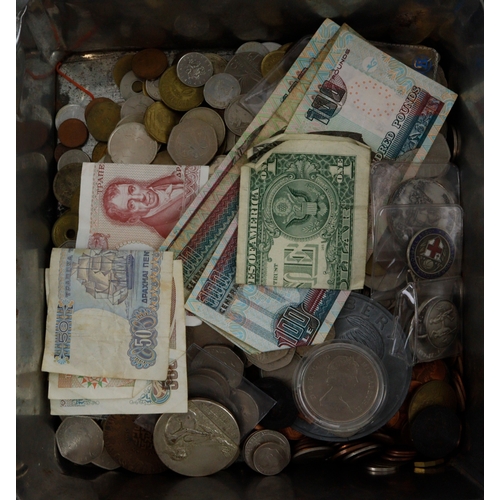 GB & World base metal coins, tokens and a few banknotes in a tin ...