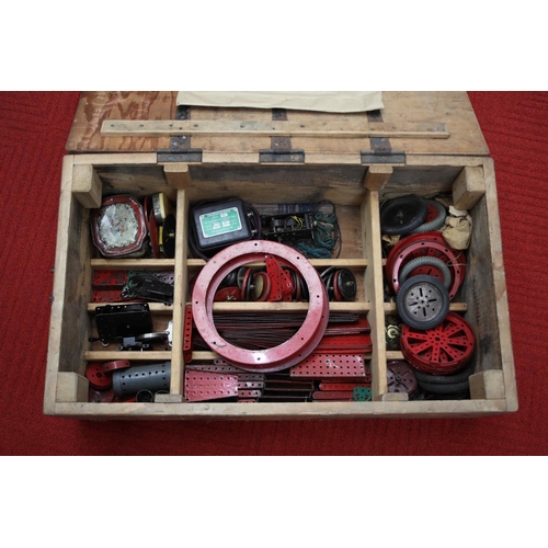 Large purpose built box containing a huge ammount of meccano including ...