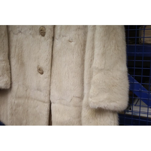 Eric's by Royal Appointment Southampton Court Furriers ladies fur coat ...