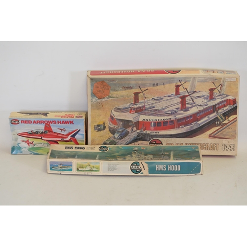 Airfix 1/72 Scale Model Kit: British Aerospace Red Arrows Hawk, SRN4 ...