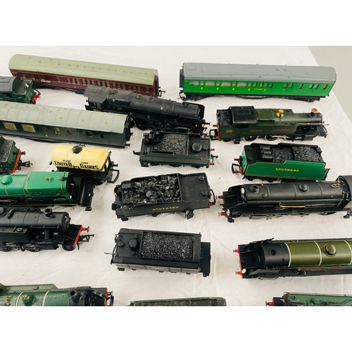 This collection comprises vintage model trains and carriages. They come ...