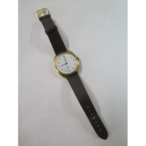 A Summit Geneve 17 jewel gold plated gents wristwatch on leather strap ...