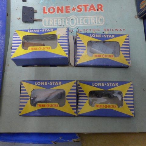 A Lone Star OOO gauge Electric Railway train set with boxed loco and ...