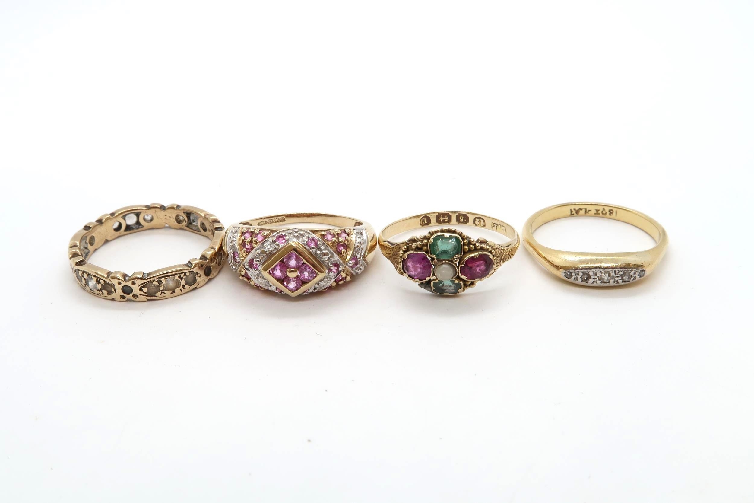 Four gold rings; 1x 18ct, 2 x 9ct, 1 x 12ct. 10g - Two size M and two ...