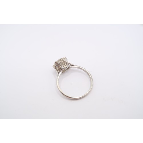 An 8 Claw Platinum Diamond Solitaire 2.55ct Approx. Colour: K/L Clarity ...